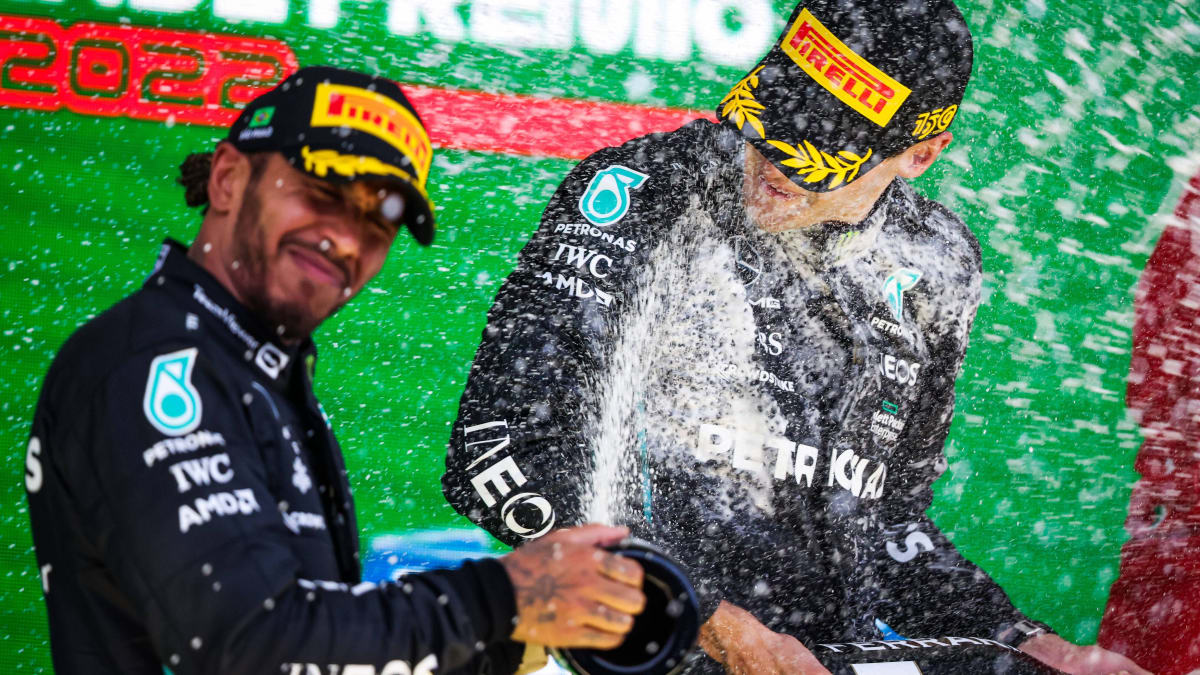 "Mercedes ist wiedergeboren" - "Bei Red Bull kracht's!" - kicker