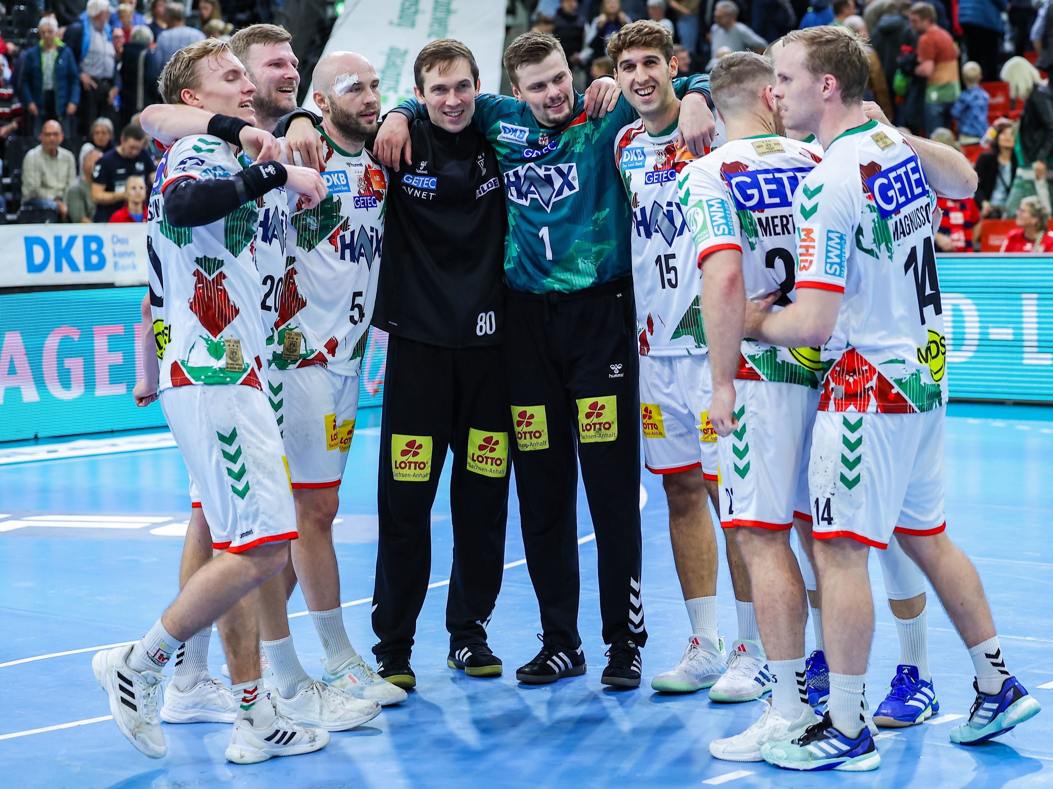 "Ein kleines Finale": SC Magdeburg holt Handball-Big Points in ...