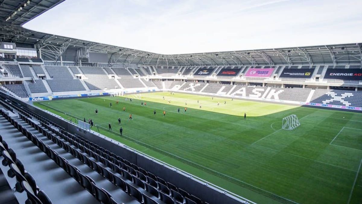 LASK zeigt sich für das erste Bundesliga-Spiel in der Raiffeisen Arena ...