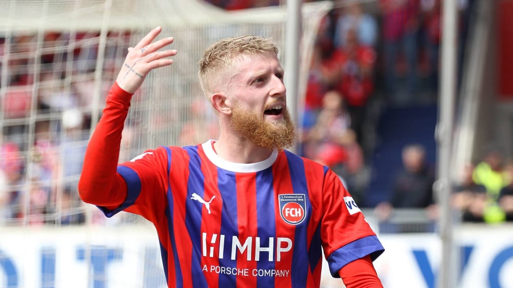 Sechs Debütanten und ein Stammgast: Die kicker-Elf des 33. Spieltags - kicker