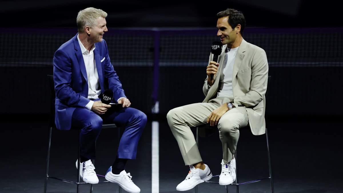 Im Video: Nadal überrascht Federer beim Fan-Interview