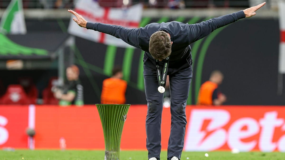 Crystal Palace: "Legende" Glasner auf einer Stufe mit Happel - kicker