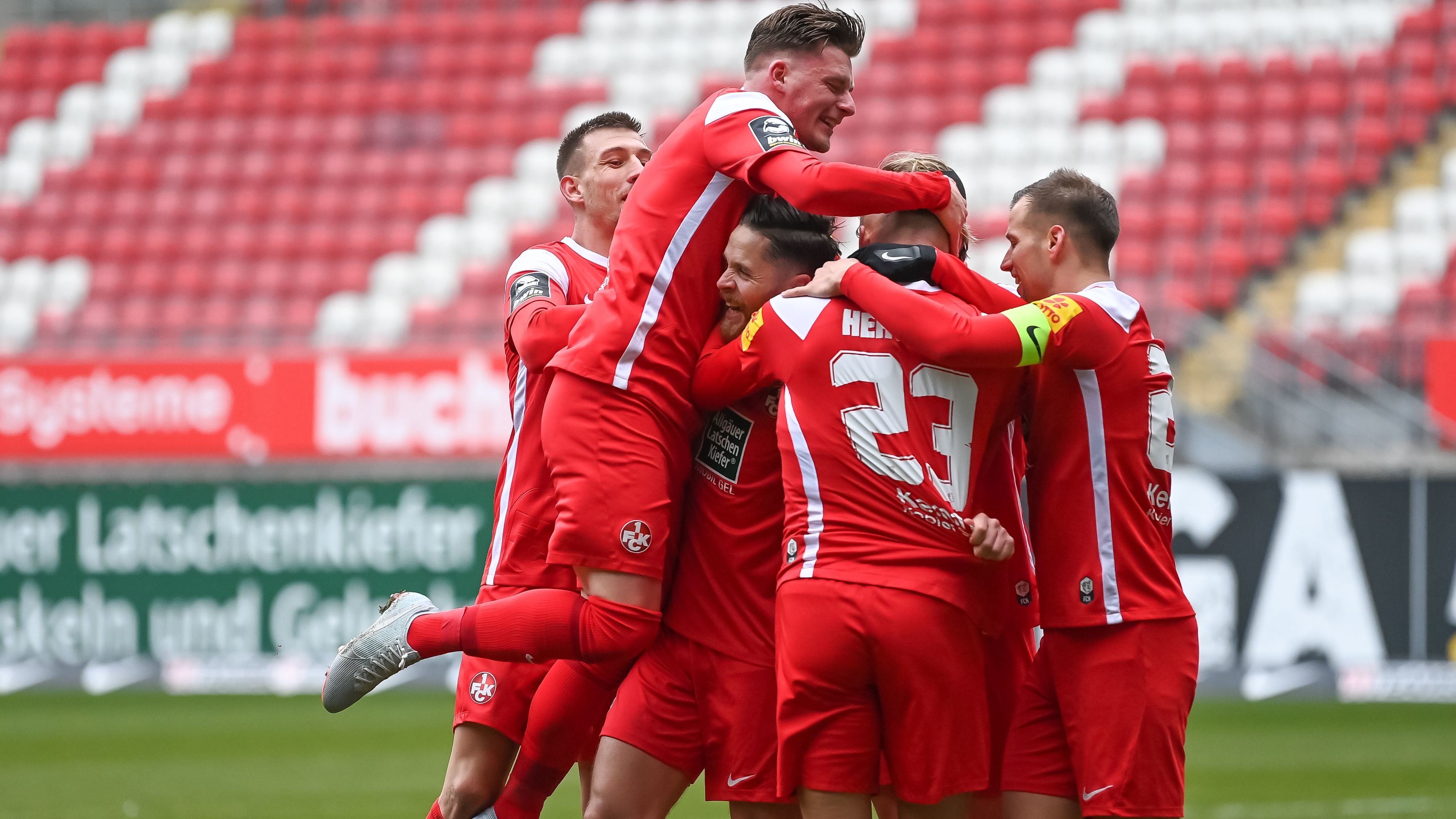 Hendrick Zuck 1 FC Kaiserslautern 3 Liga 2021 22 Hendrick Zuck 1 FC Kaiserslautern 3 Liga 2021 22