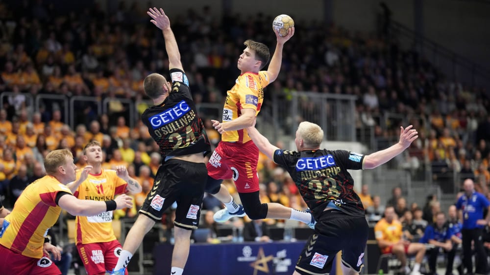 32:25! Magdeburg lässt auch in Dänemark nichts anbrennen - kicker