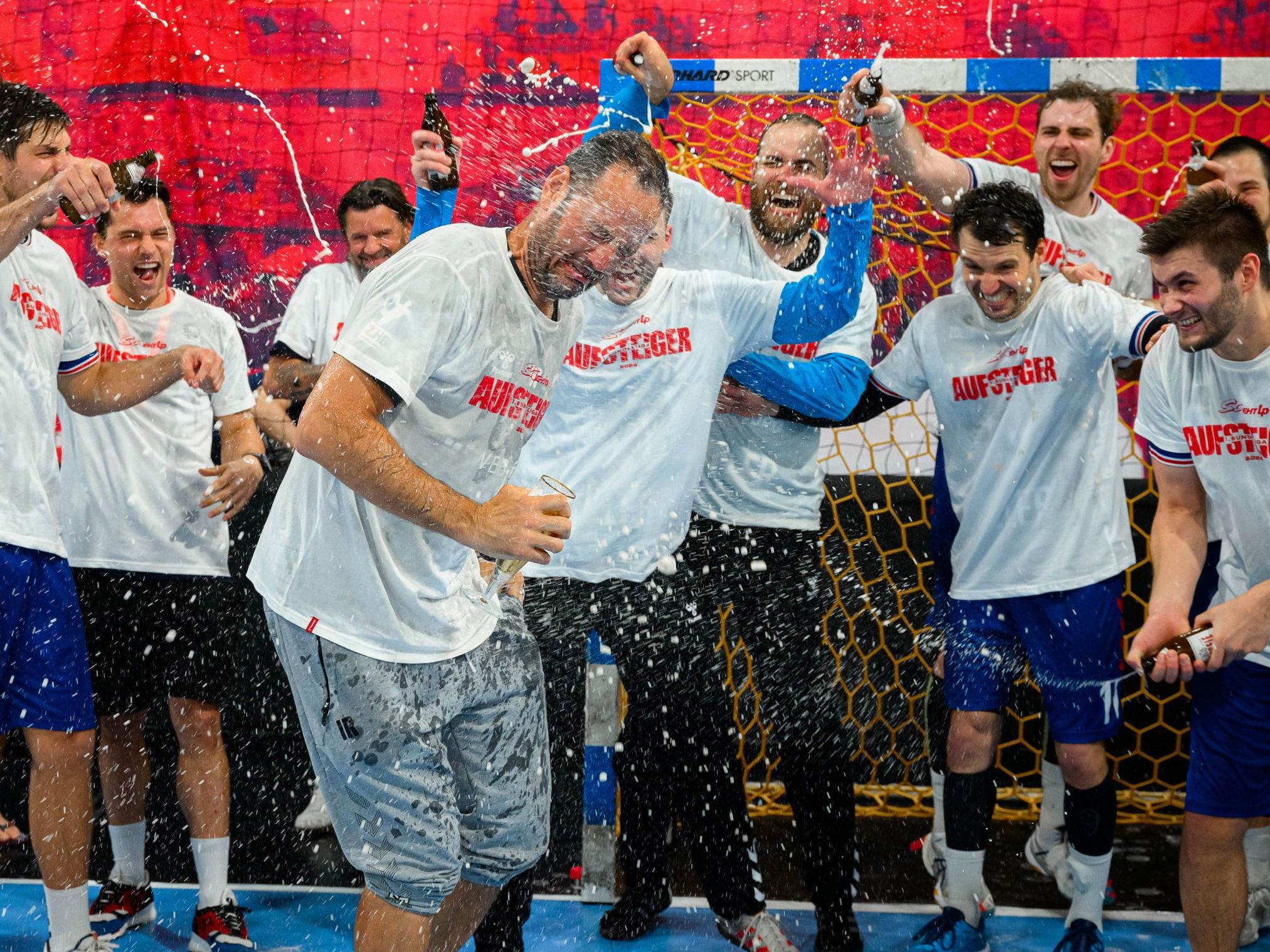 Iker Romero: Aufstiegsfeier "ohne viel Stress und viel Party ...