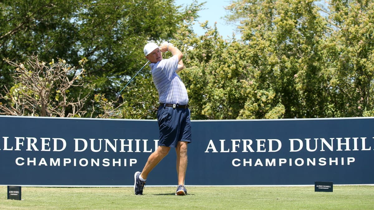 Beinfreiheit: Golfer dürfen erstmals in kurzen Hosen starten - kicker