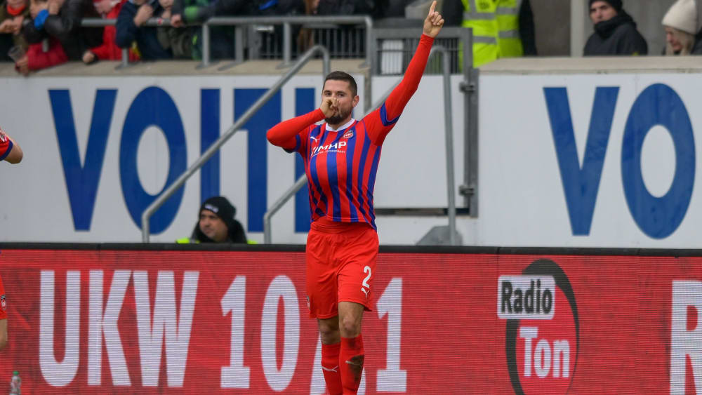 Viererpacker Kleindienst und vier Debütanten: Die kicker-Elf des 21 ...