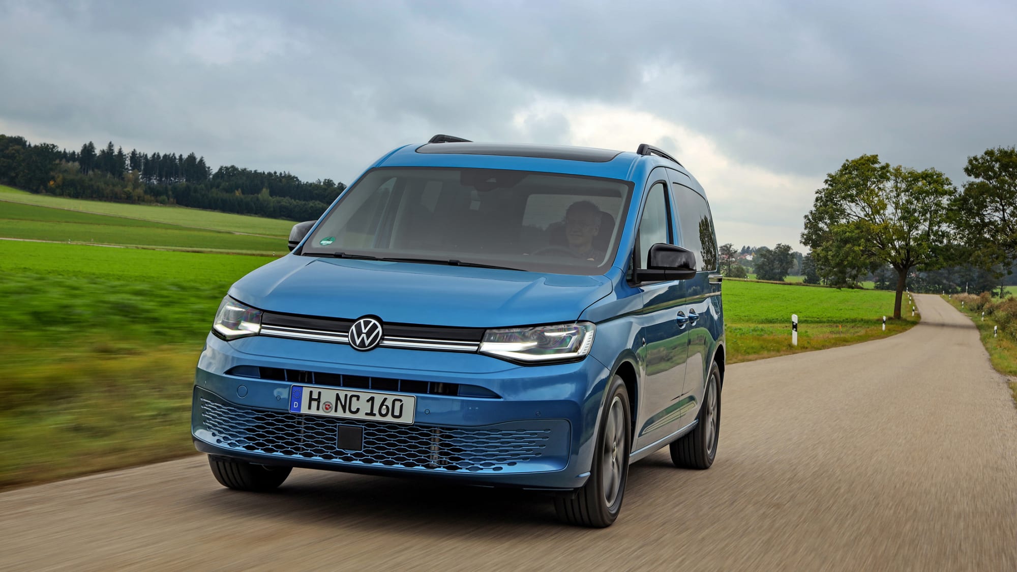 Neuer VW Caddy: Der Golf lässt grüßen - kicker | Bildergalerie - kicker