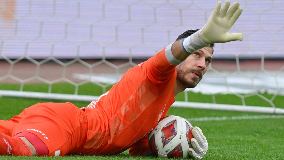 Transfer-News: Schalke 04 verpflichtet Keeper Marius Müller - kicker