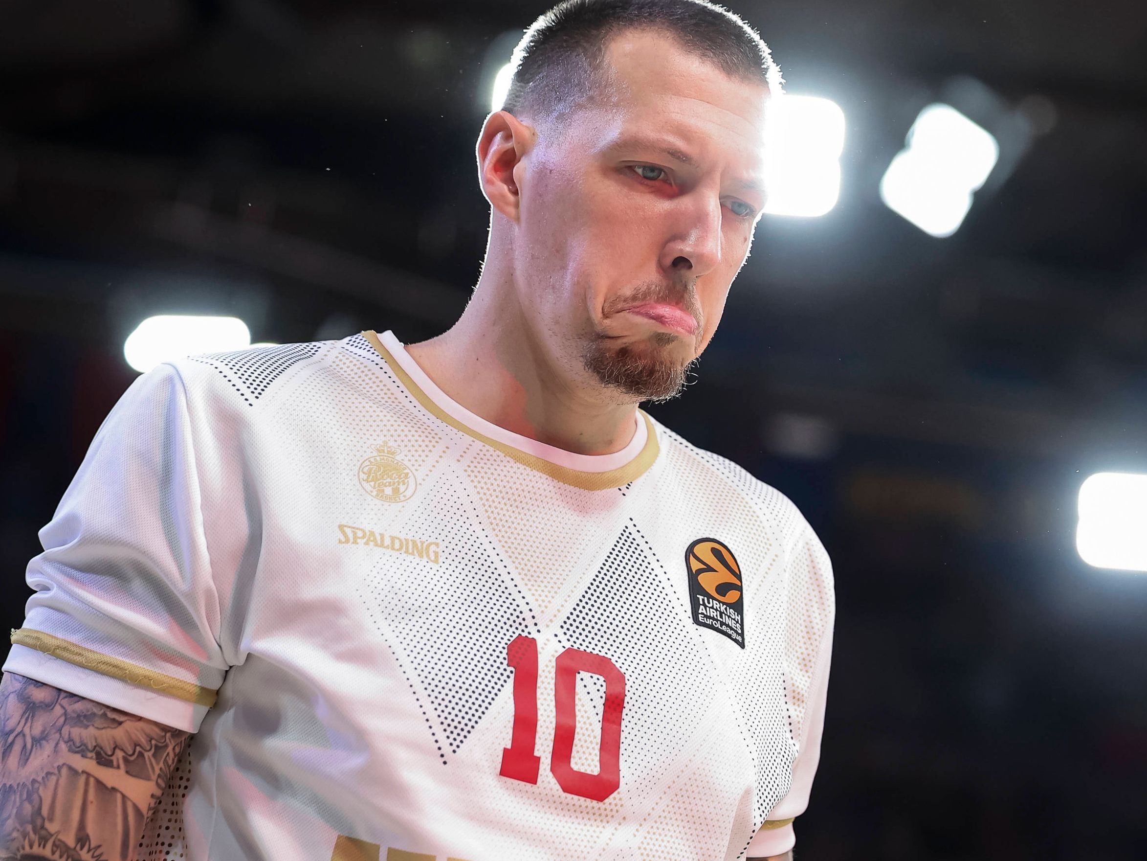 Große Sorgen um Daniel Theis - Ist nun auch die EM in Gefahr ...