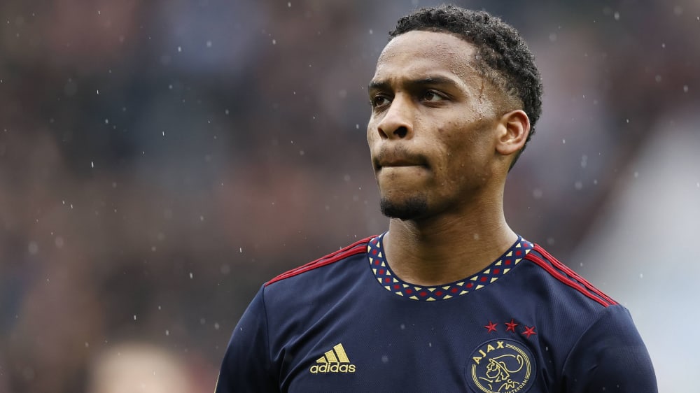 FC Arsenal verpflichtet Jurrien Timber von Ajax Amsterdam - kicker