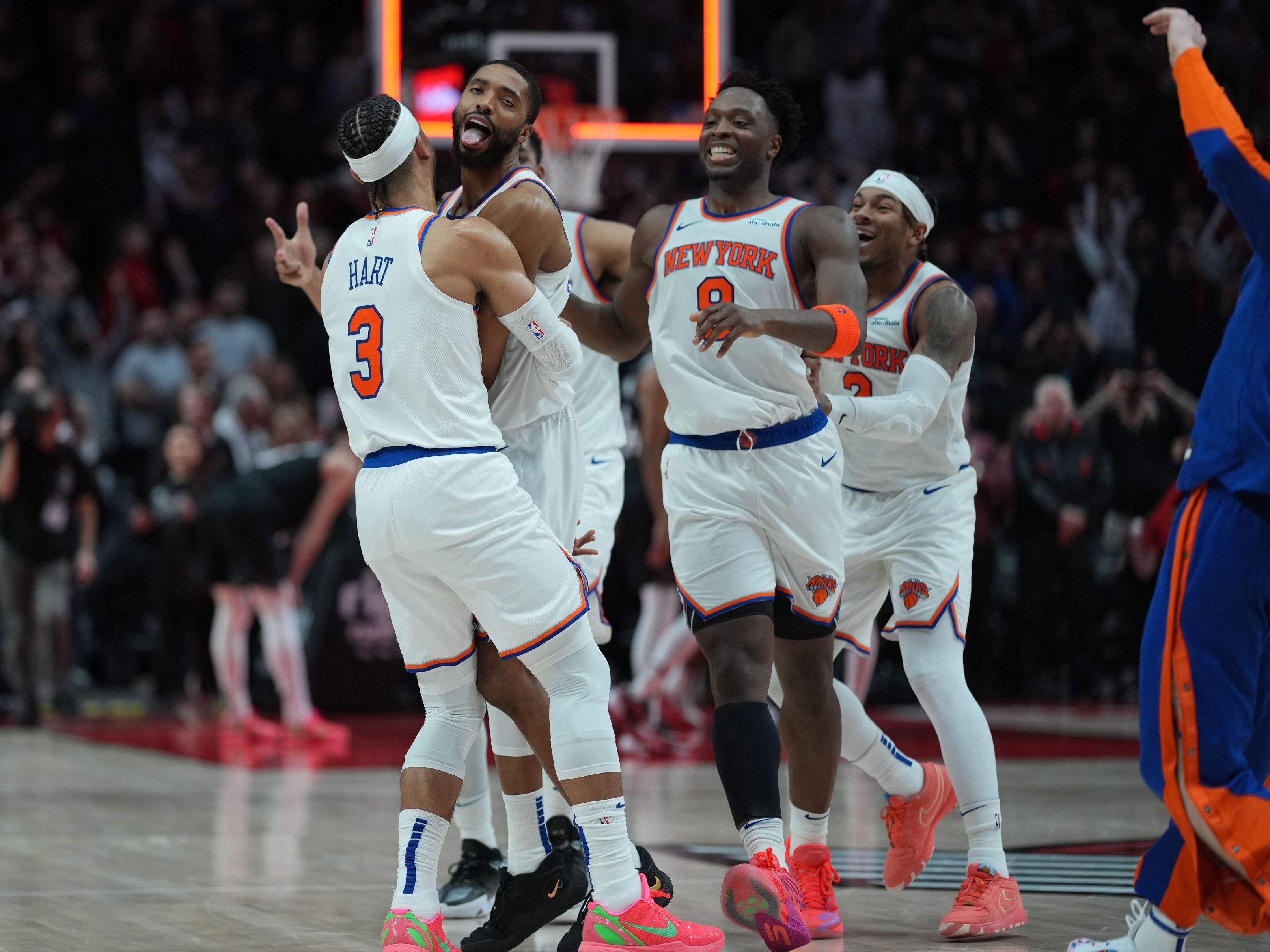 NBA: Bridges mit OT-Buzzer-Beater, Mavs weiter chancenlos, Schlägerei in Houston | Basketball-World