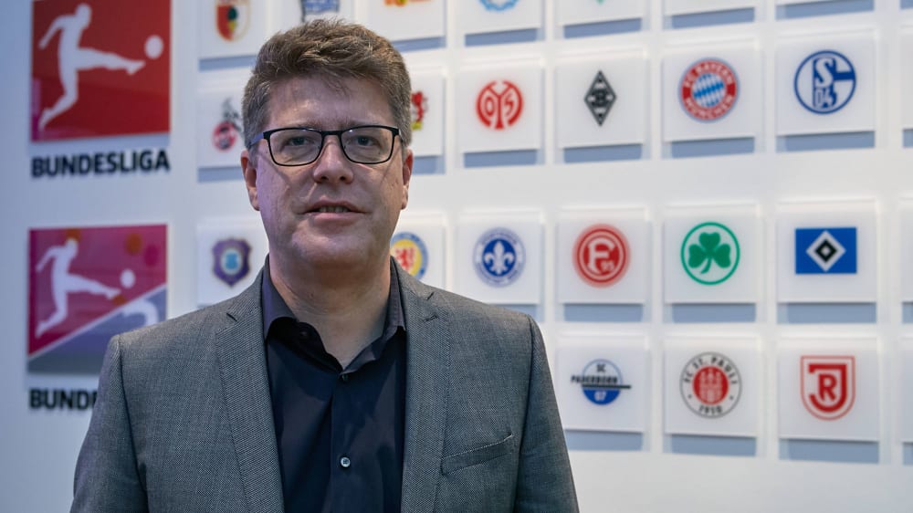 Nach 17 Jahren DFL: Pfennig geht, Sagioglou übernimmt - kicker