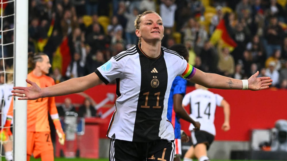 Popp macht Hoffnung: "Wenn alles gut geht, dann spiele ich die WM" - kicker