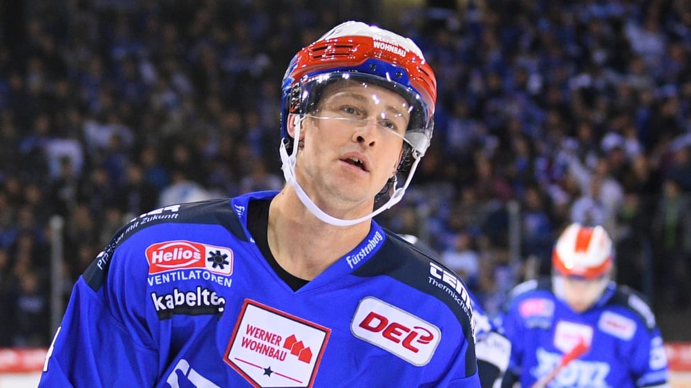 Verlängerung: Colby Robak bleibt bei den Schwenninger Wild Wings - kicker