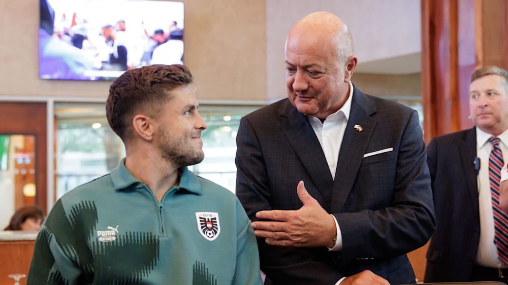 Bundeskanzler Stocker bezüglich Nationalstadion optimistisch - kicker