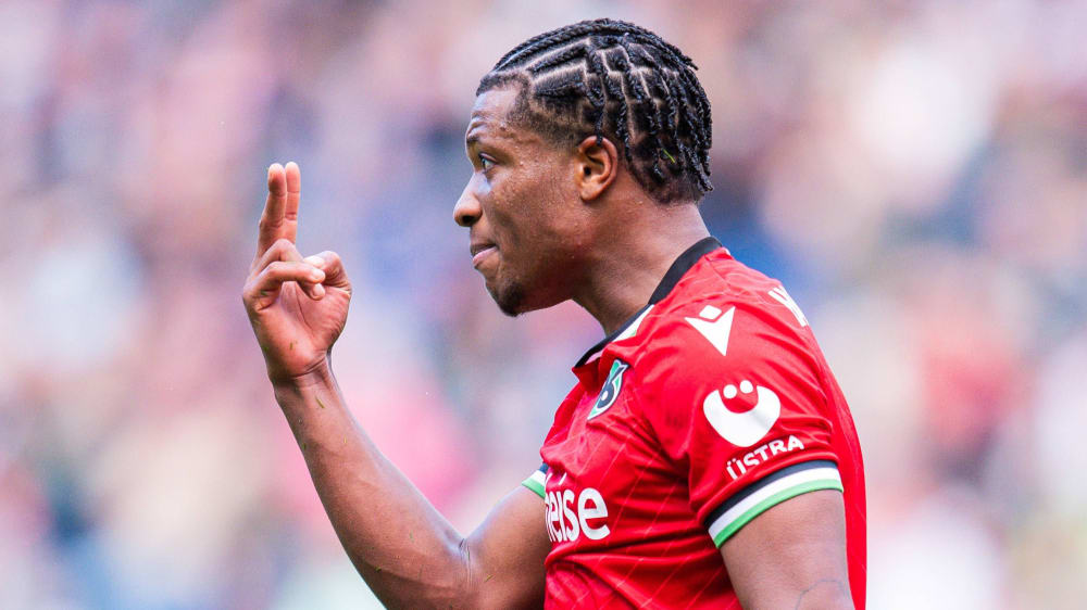 "Unfassbar": Leitls Lobeshymne auf Ngankam - kicker