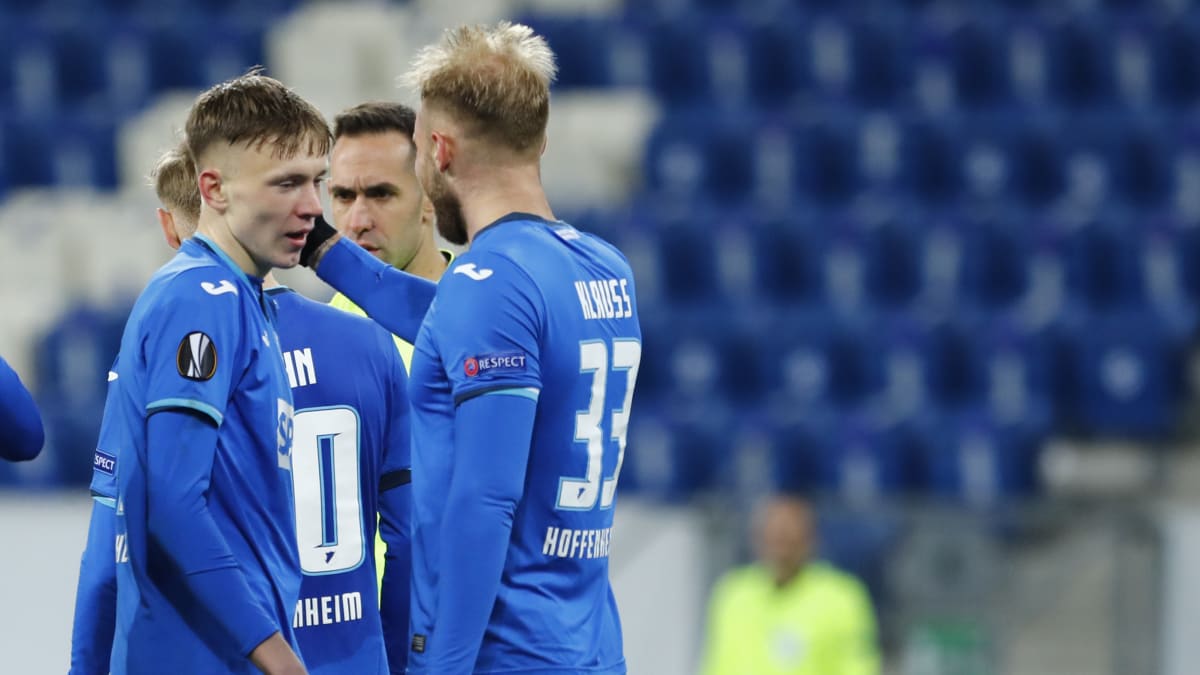 Hoeneß: "Beier hat zumindest mal die Hand gehoben" - kicker