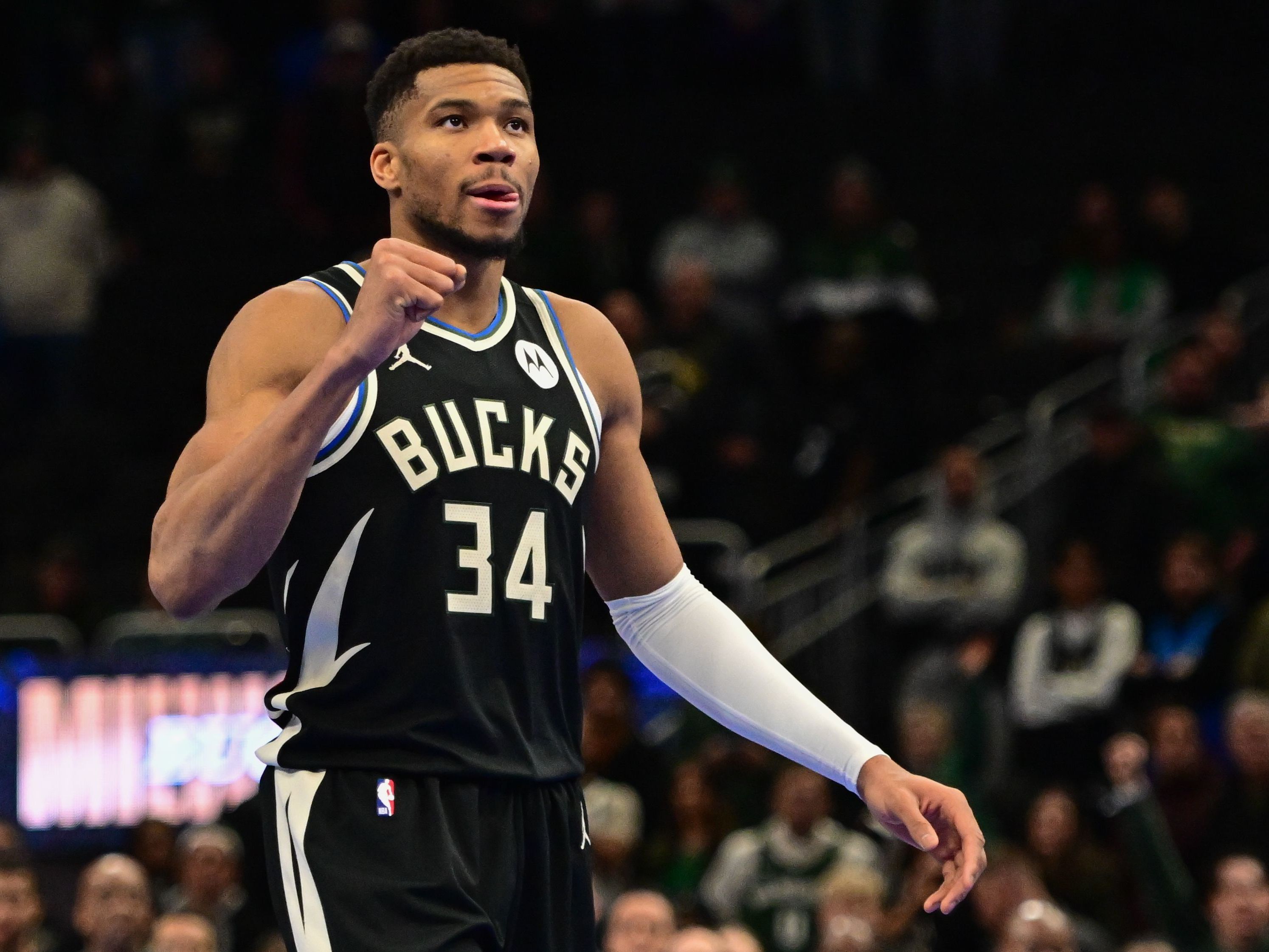 NBA - Der neue Meister der Mitteldistanz: Wie Giannis sein Spiel revolutioniert hat | Basketball ...
