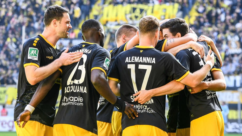 Alemannia Aachen: Ein Sieg, der Ruhe schafft - kicker