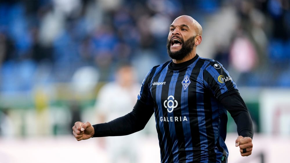 Boyd vermiest Scherning das Debüt: Waldhof ringt Wiesbaden nieder - kicker