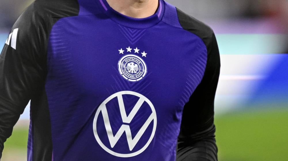 DFB verlängert offenbar mit Generalsponsor VW - kicker