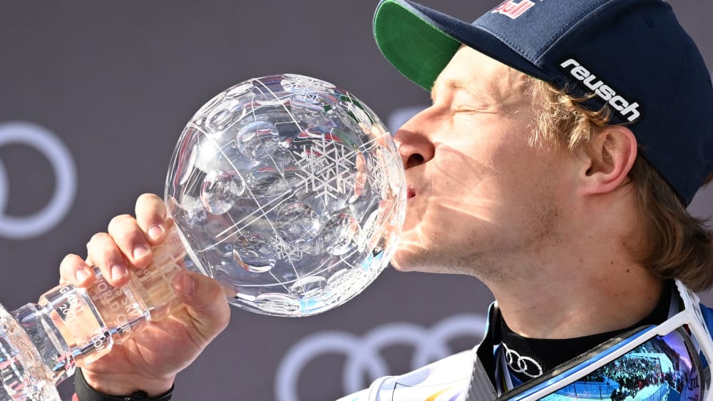 Nach Kilde-Verzicht: Odermatt erneut Gesamtweltcupsieger - kicker