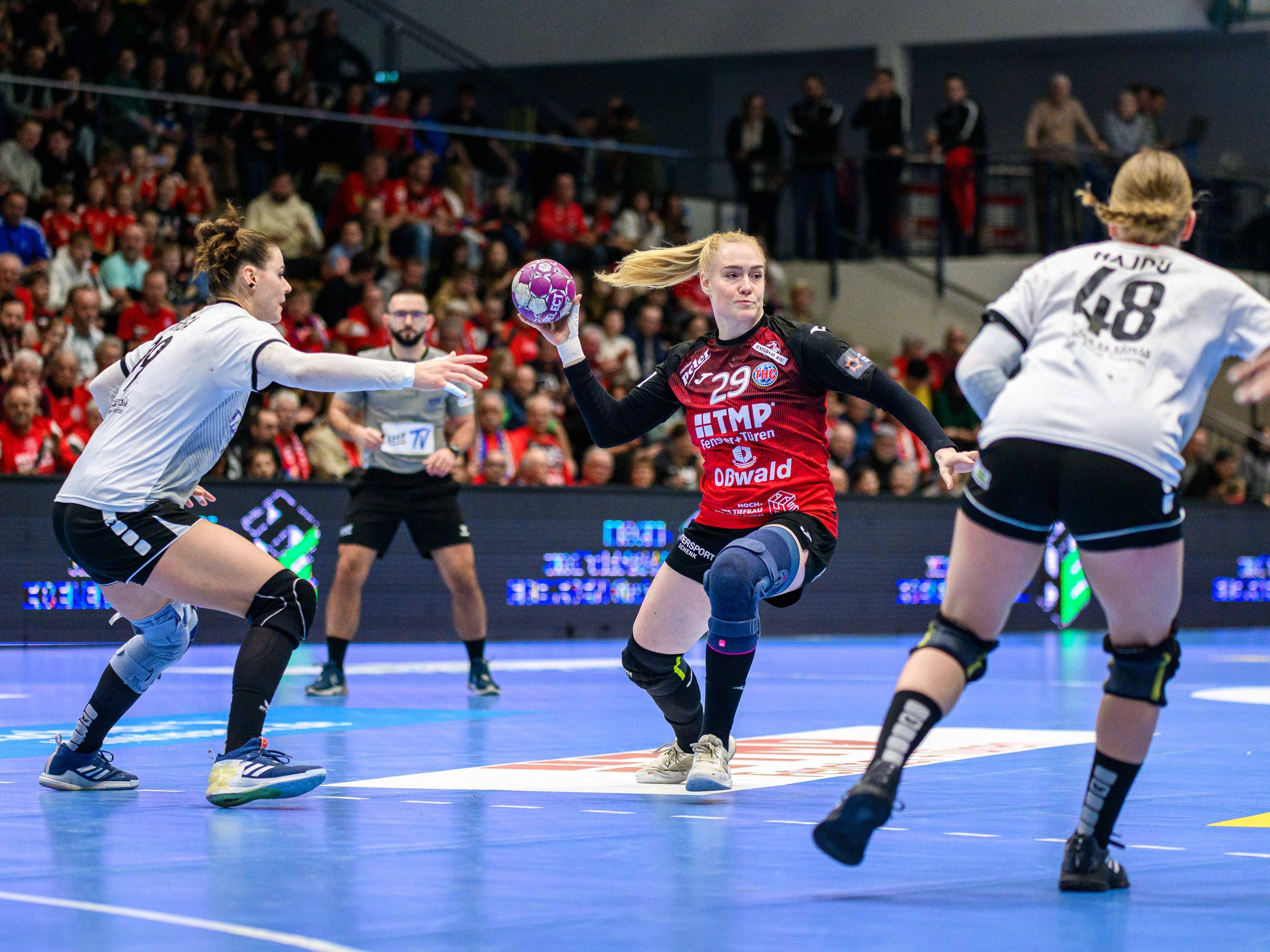 Handball Bundesliga Frauen: Thüringer HC feiert Auswärtssieg | Handball ...
