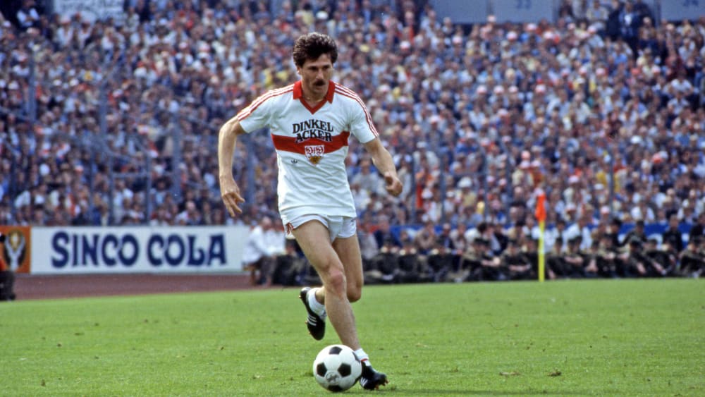 Magisches Dreieck vertreten: Die Top-Torjäger des VfB Stuttgart in der ...