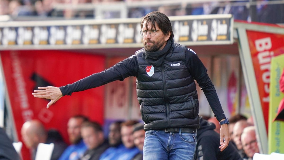 Peter Hyballa: "Wir sind ja hier nicht die Voll-Loser" - kicker