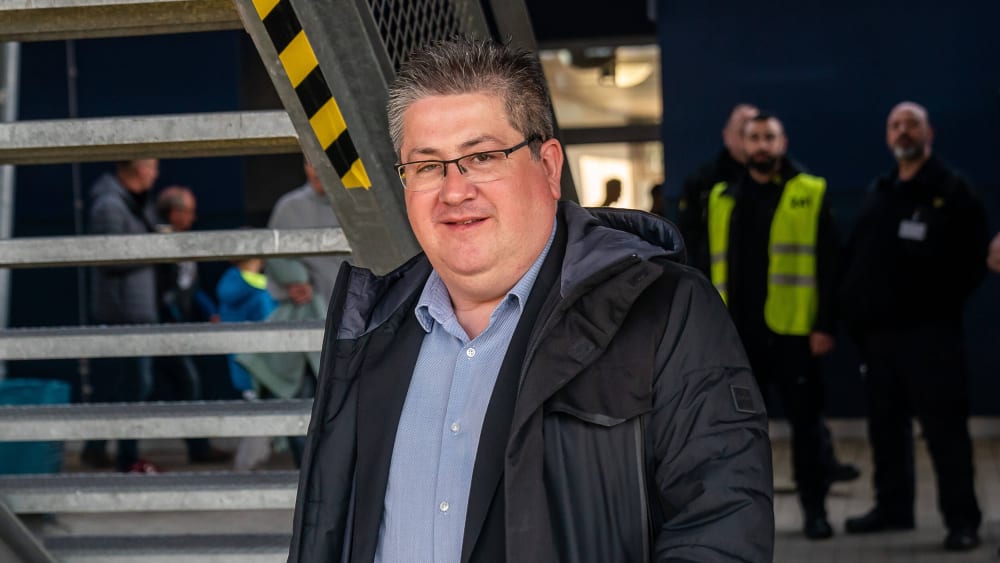 Steinbach setzt Geschäftsführer Lepore vor die Tür - kicker