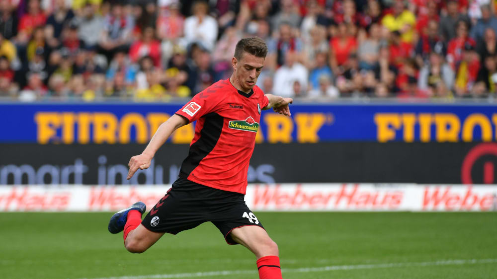 Haberer auf dem Platz - Schwolow trainiert individuell | Bundesliga ...