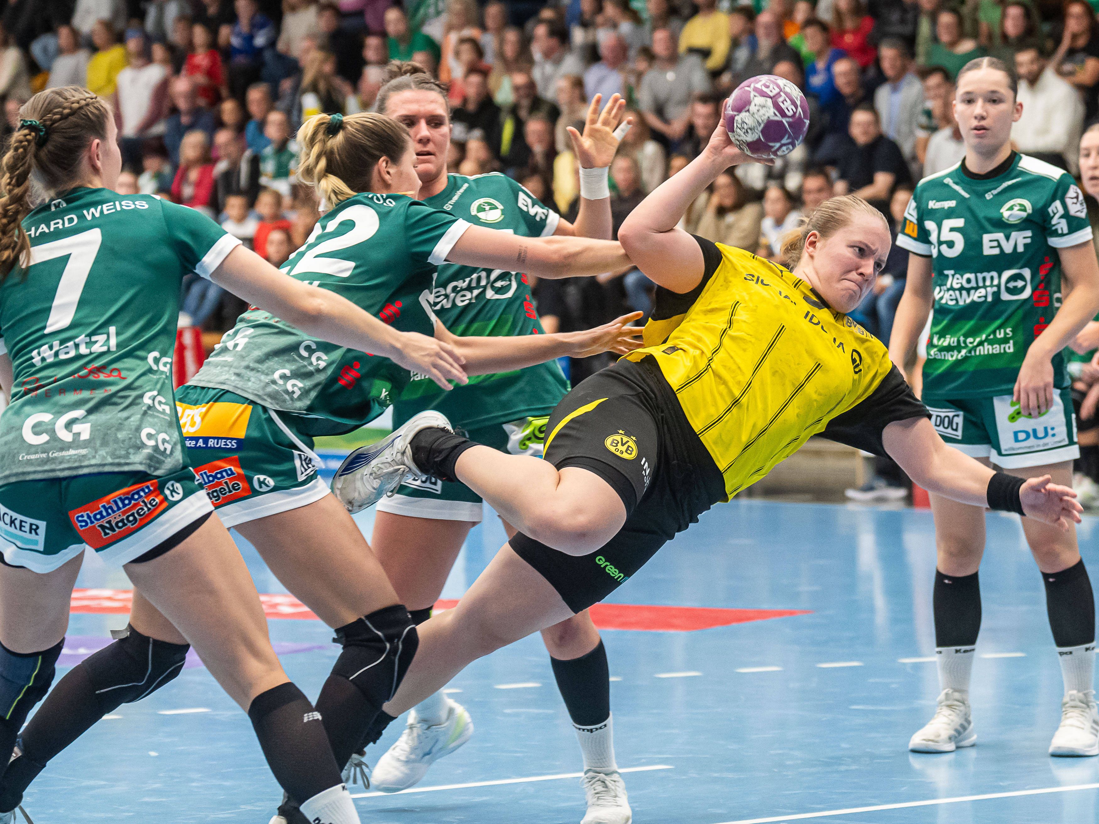 Lisa Antl fehlt DHB-Frauen zum Start der EM-Vorbereitung | Handball-World