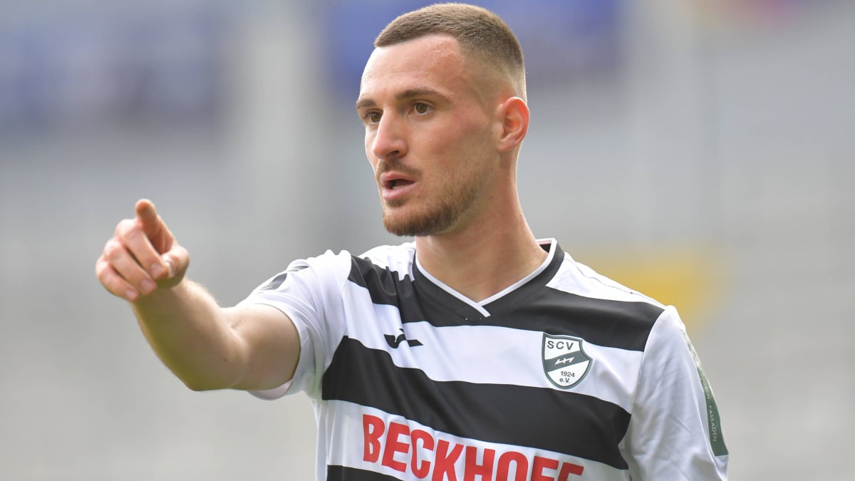 Maximilian Wolfram verlängert Vertrag beim SC Verl - kicker