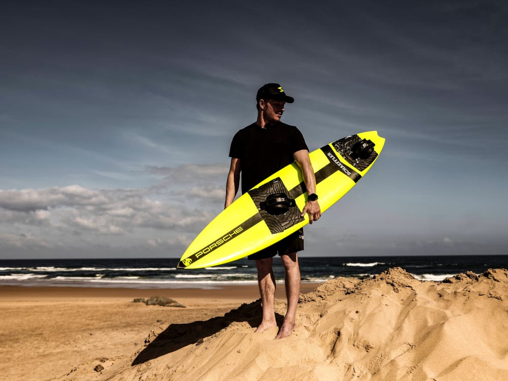 Weltrekord-Surfer Sebastian Steudtner: "Wie im Wilden Westen" - kicker