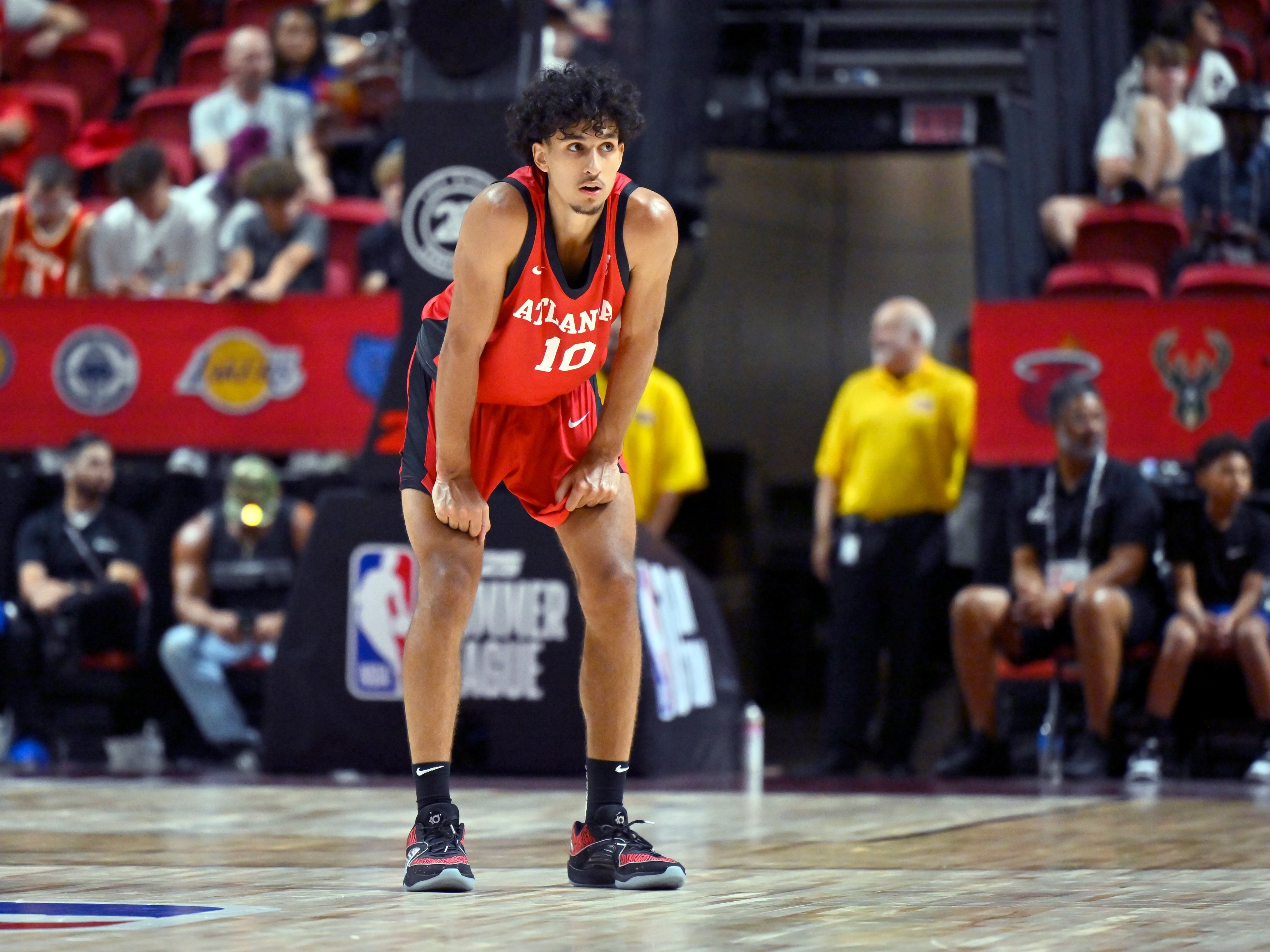 "Ein großartiger Start": Top-Pick Risacher glänzt bei Hawks-Debüt ...