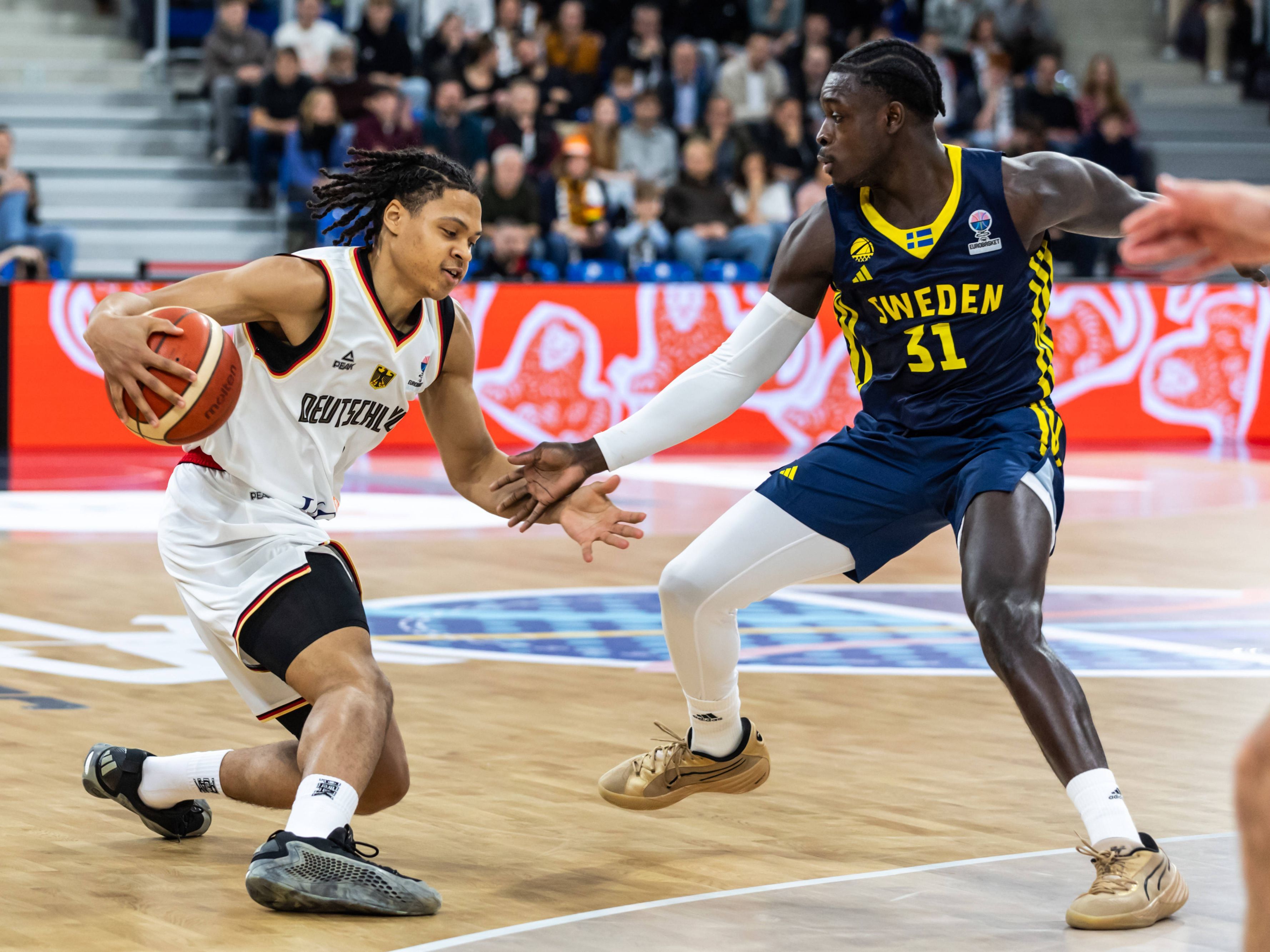 "Wie ein Veteran": Bundestrainer Alex Mumbru schwärmt von Jack Kayil ...