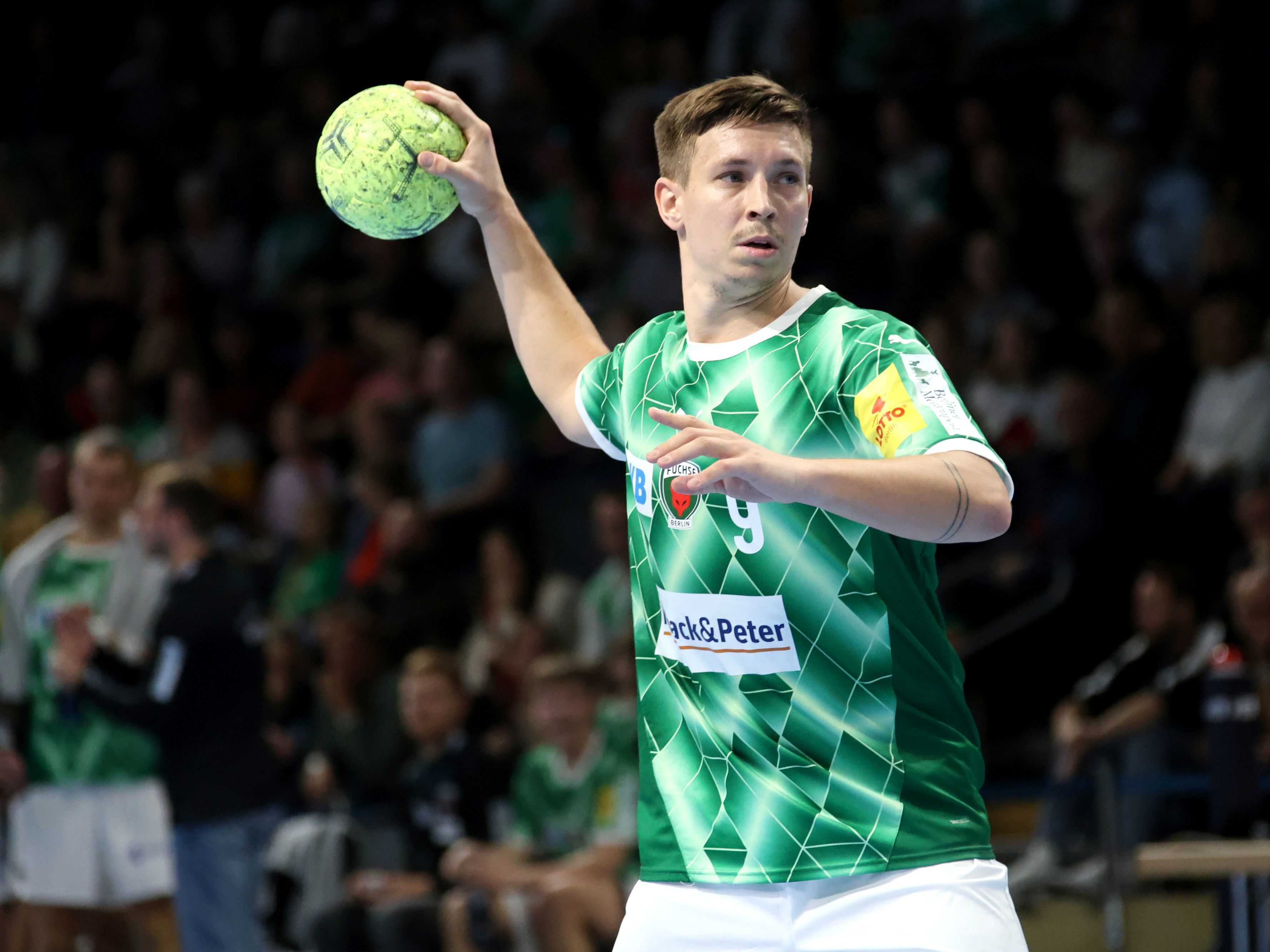 Handball: Per Ausstiegsklausel - Jerry Tollbring verlässt Füchse Berlin ...