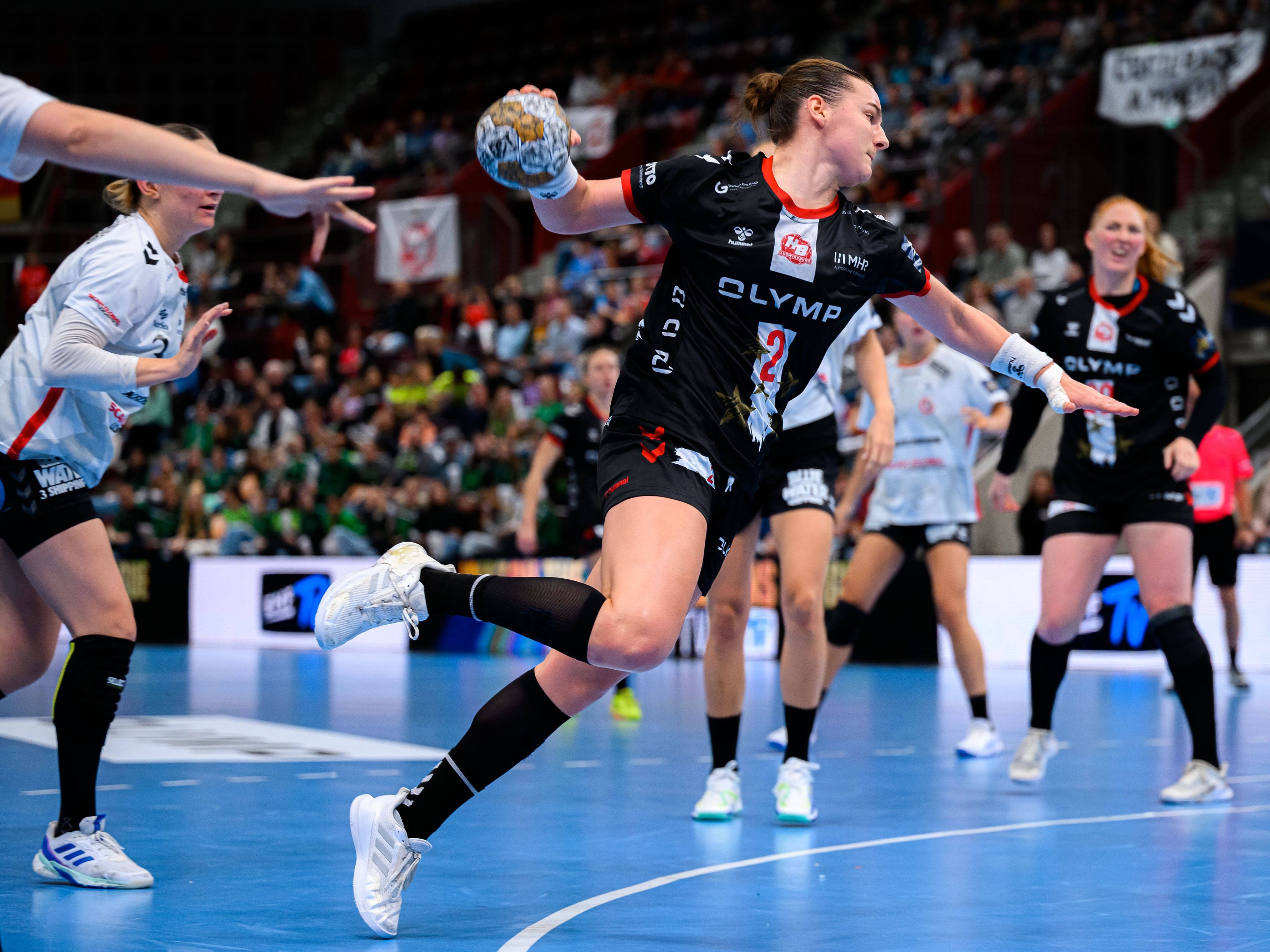Handball Champions League: HB Ludwigsburg holt Punkt in Esbjerg ...