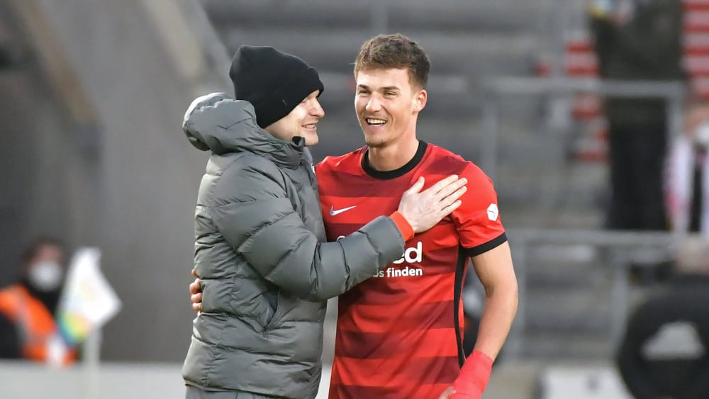 Ajdin Hrustic (Eintracht Frankfurt) - kicker