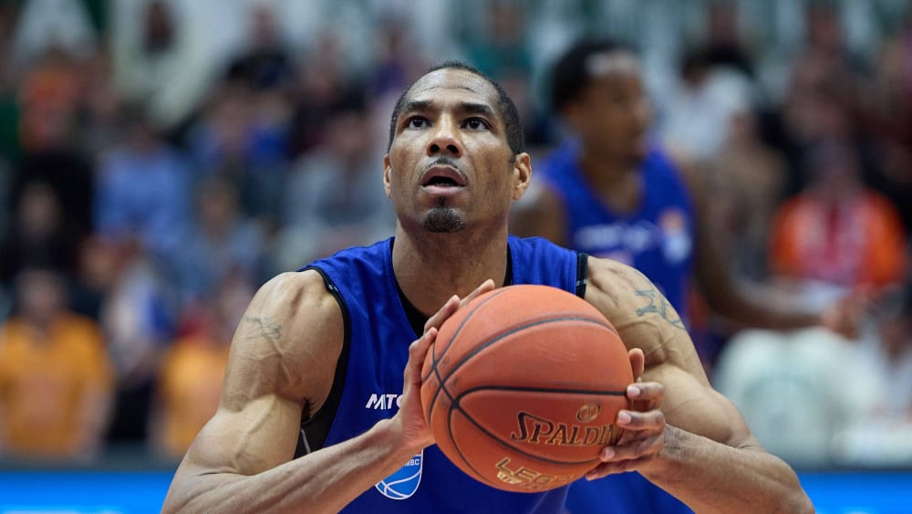 Basketball: Crailsheim verpflichtet 42-jährigen Darden - kicker