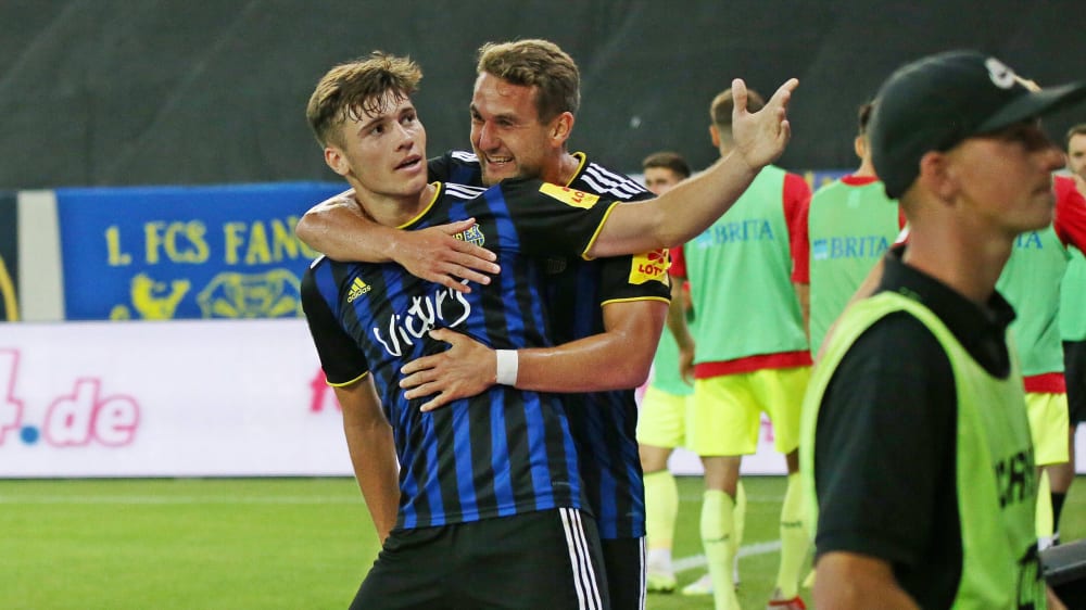 Saarbrücken: Luginger will weitermachen - Lockrufe für Kerber - kicker