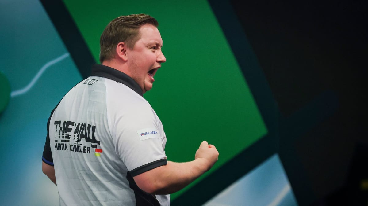 Van Barneveld: "Brauche jemanden, der mich von der Couch holt" - kicker