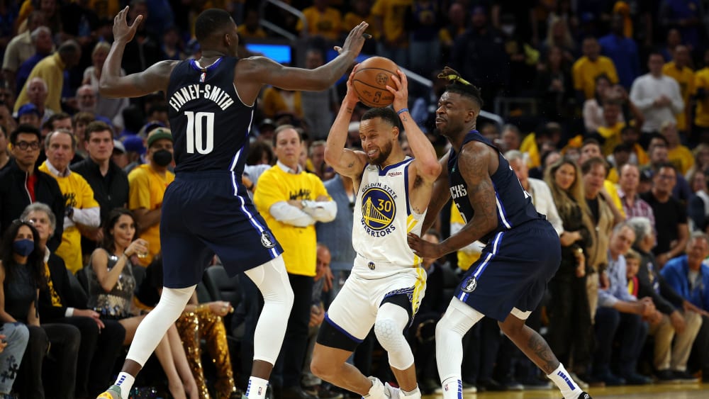 Warriors holen 19 Punkte auf: Zweiter Sieg gegen Dallas - kicker