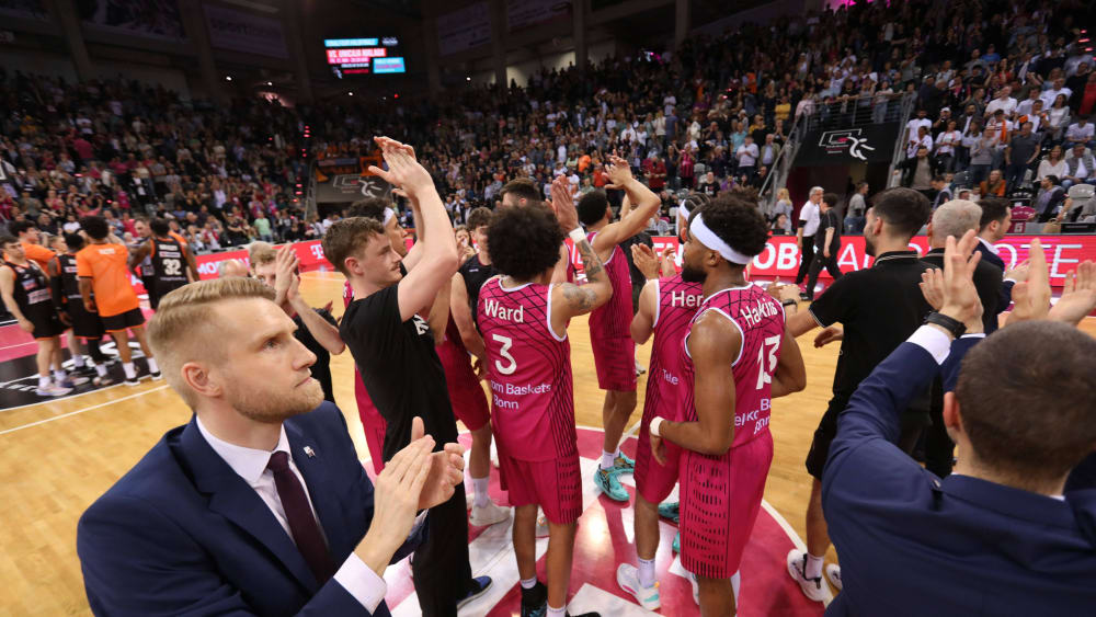 Telekom Baskets Bonn vor dem Doppel-Coup - kicker