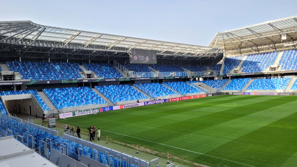 Das Narodny futbalovy stadion: Ein Blick ins Schmuckkästchen von Slovan ...