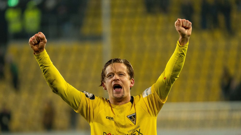 Bahns Hacke ins Glück: Aachen feiert wichtigen Sieg im Abstiegskampf - kicker