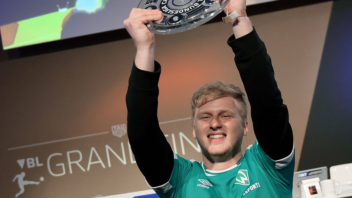 Michael 'MegaBit' Bittner verlässt Werder Bremen - kicker