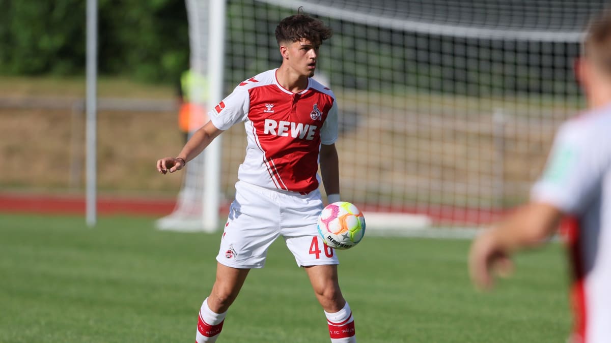 Vertrag bis 2025: Köln macht Smajic zum Lizenzspieler - kicker