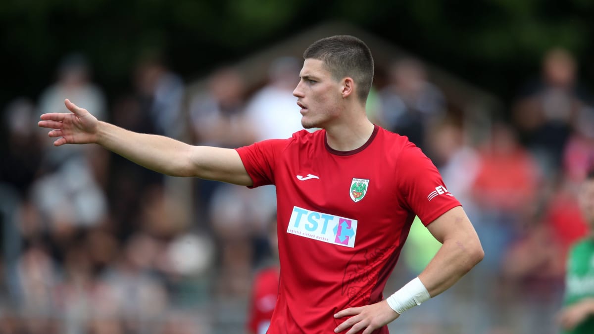 Daniel Kasper: "Strafraum-Stürmer" mit Eintracht-Dauerkarte - kicker